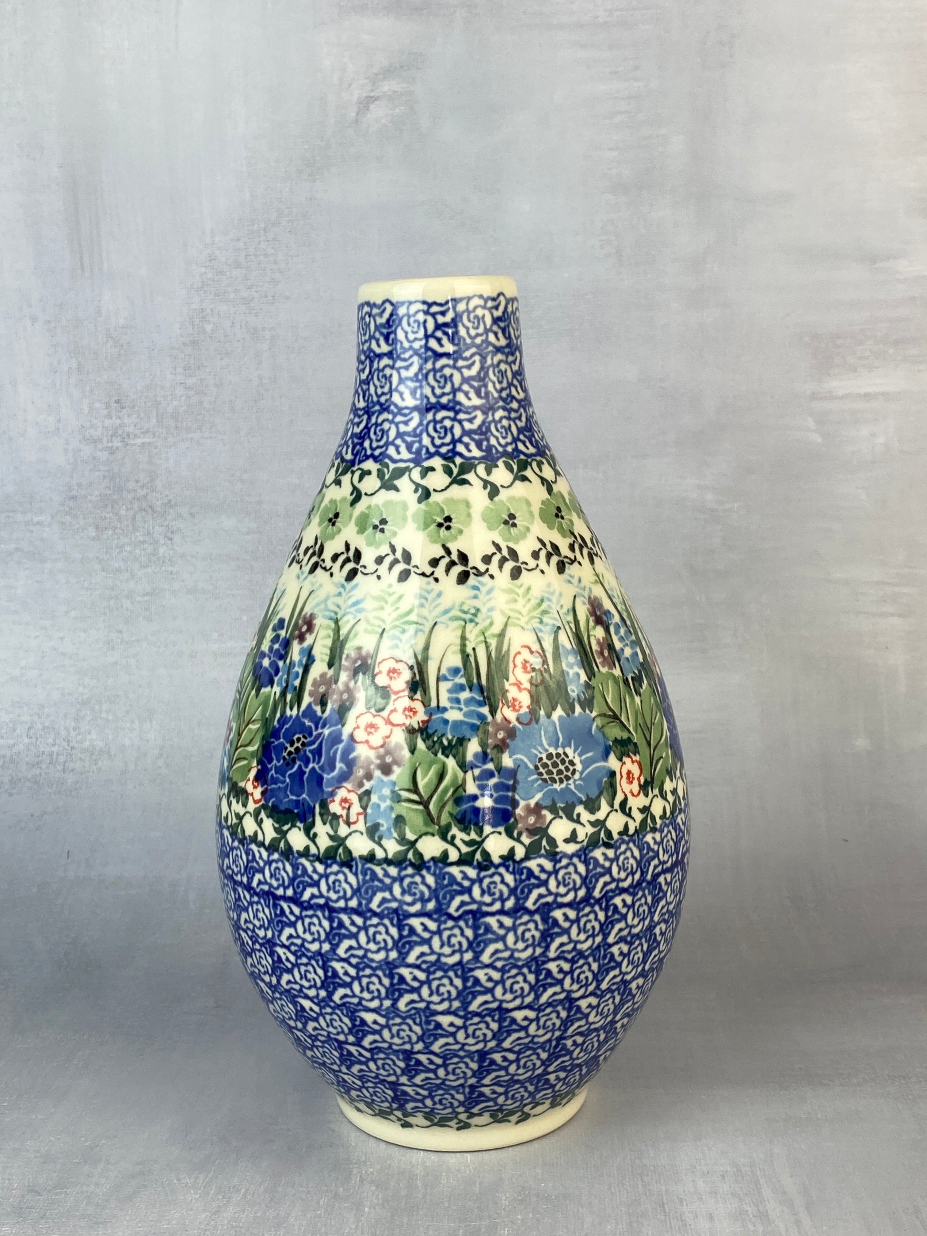 Large Single Stem Unikat Vase - Shape G19 - Pattern U4572 – Polish ...