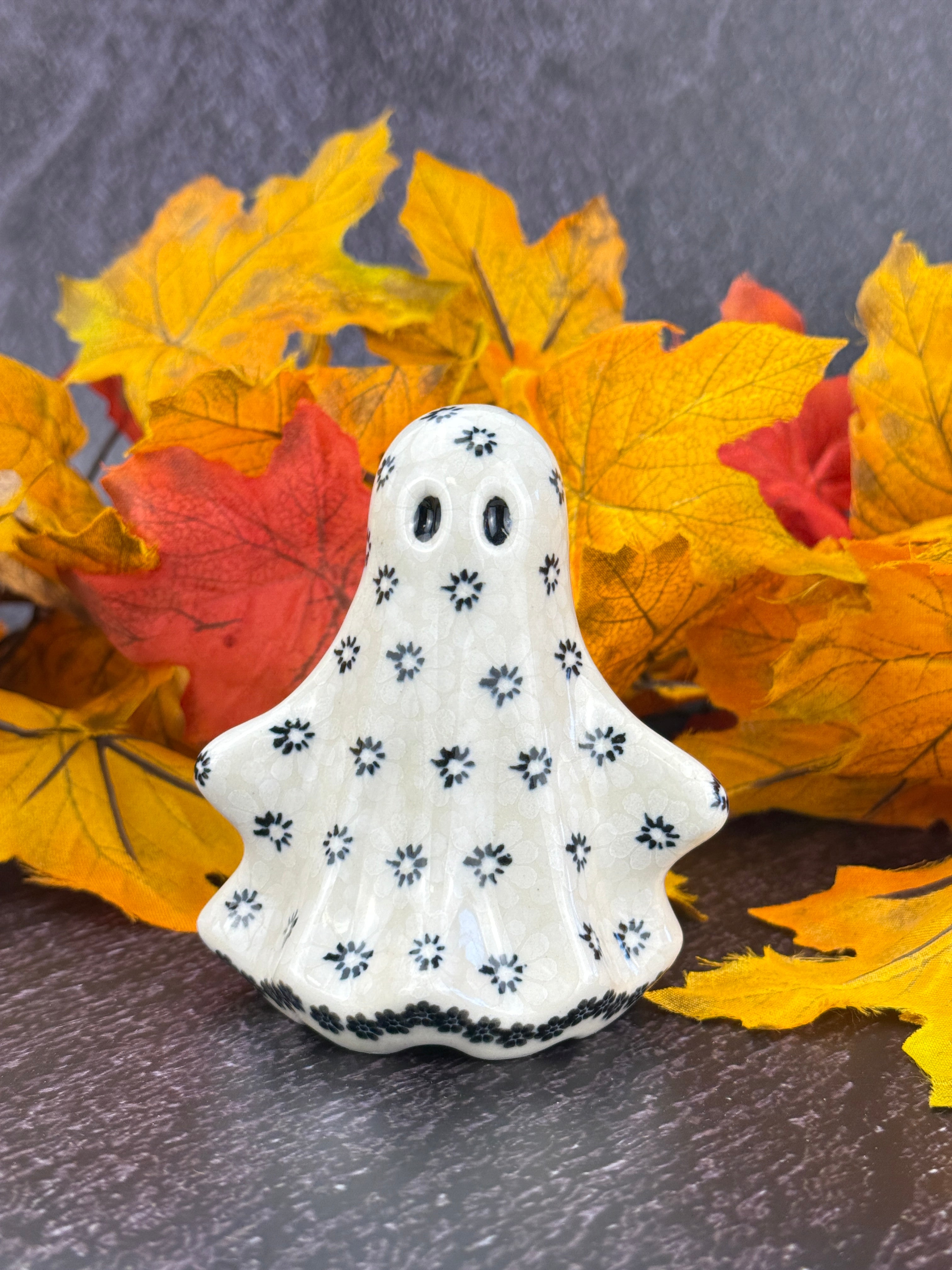 Ghost Figurine - Black & White Flowers – Polish Pottery Westlake